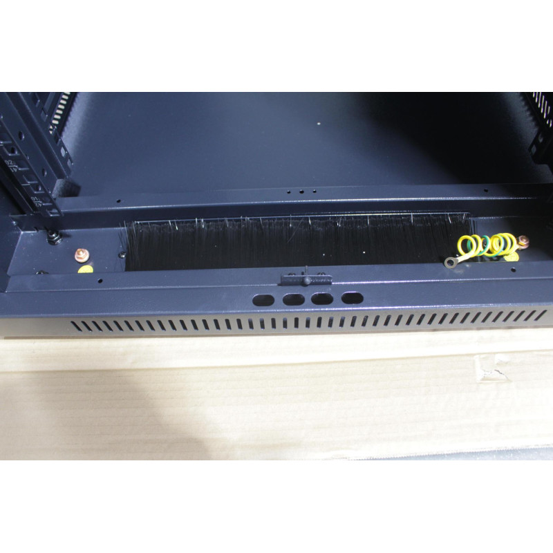 RackyRax 600mm x 1000mm Server Cabinet | Server Cabinets from Cable Monkey